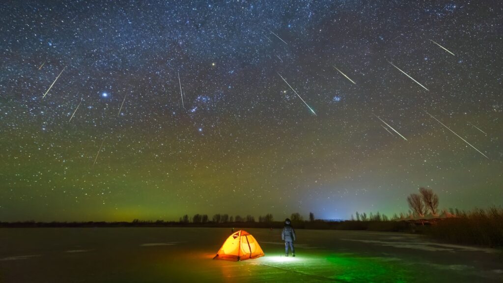 Orionides 2025 : une pluie de météores provoquée par la comète de ...